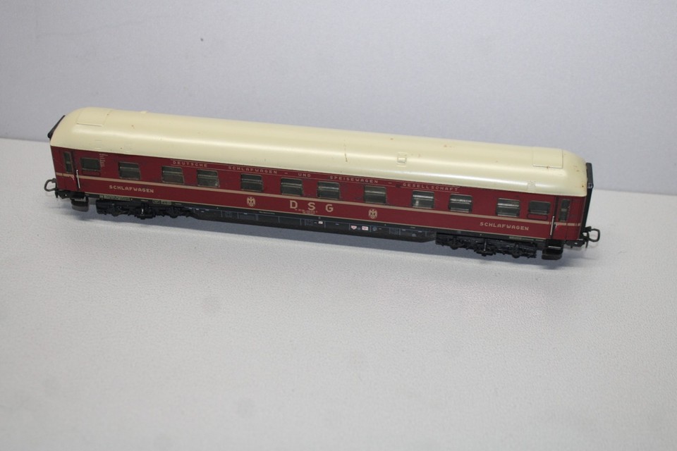 Märklin 4-Achser DSG Schlafwagen DB Spur H0 #M260 | eBay