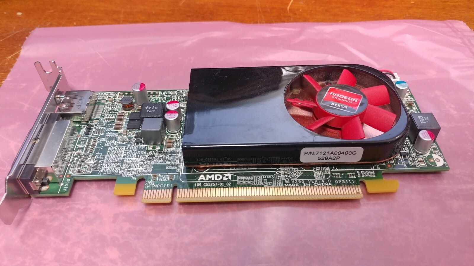 Dell AMD Radeon R7 250 2GB GDDR3 PCIe Video Card 0FDT1K DVI DP ( Lot of ...