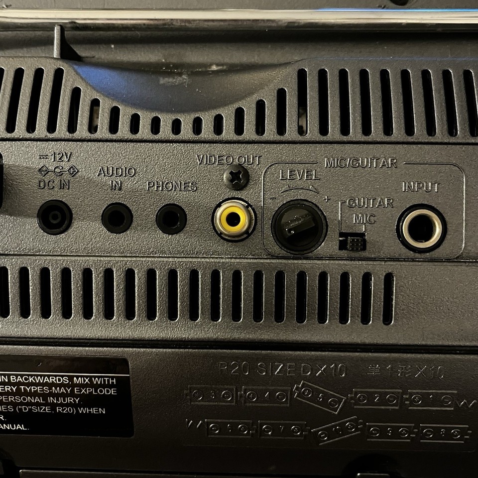 JVC Kaboom Boombox RV-NB70-B CD, FM Radio, Woofer, Guitar Input, Tested ...