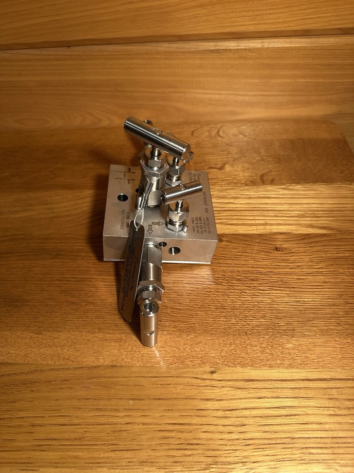Swagelok SS-VB5NBF8-G Valve Instrument Manifold with Grafoil Packing | eBay