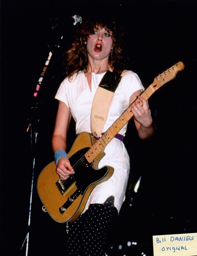 HEART NANCY ANN WILSON Barracuda Crazy On You Magic Man Kick It 8 X 10 ...