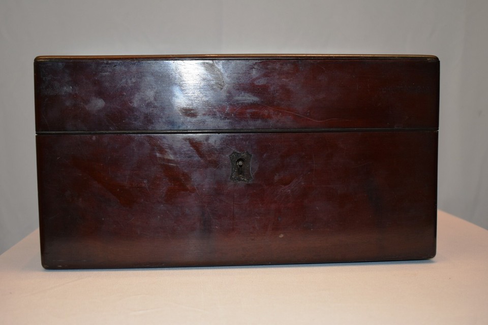 Antique Surgeon’s Apothecary Medical Kit Box with Glass Bottles ...