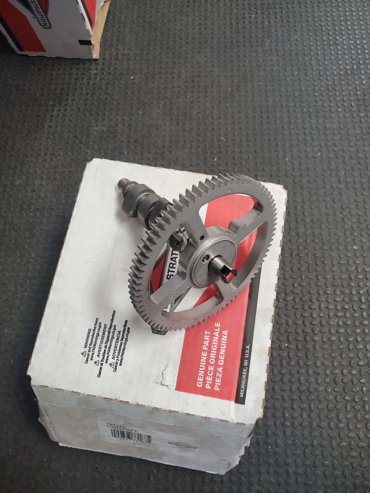 Briggs & Stratton 797242 Camshaft | eBay
