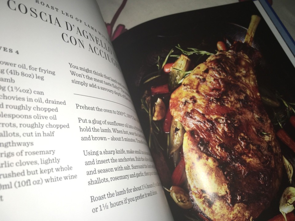 Gregg & Anna Wallace - Greggs Italian Family Cookbook hardback book new ...