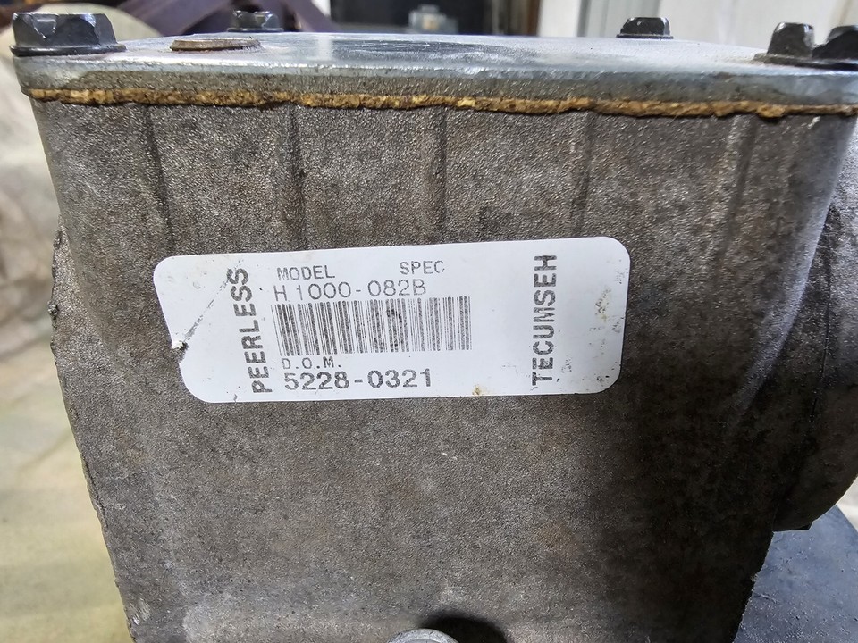 TECUMSEH PEERLESS H1000-082B RIGHT ANGLE GEARBOX Mower Snowblower Small ...