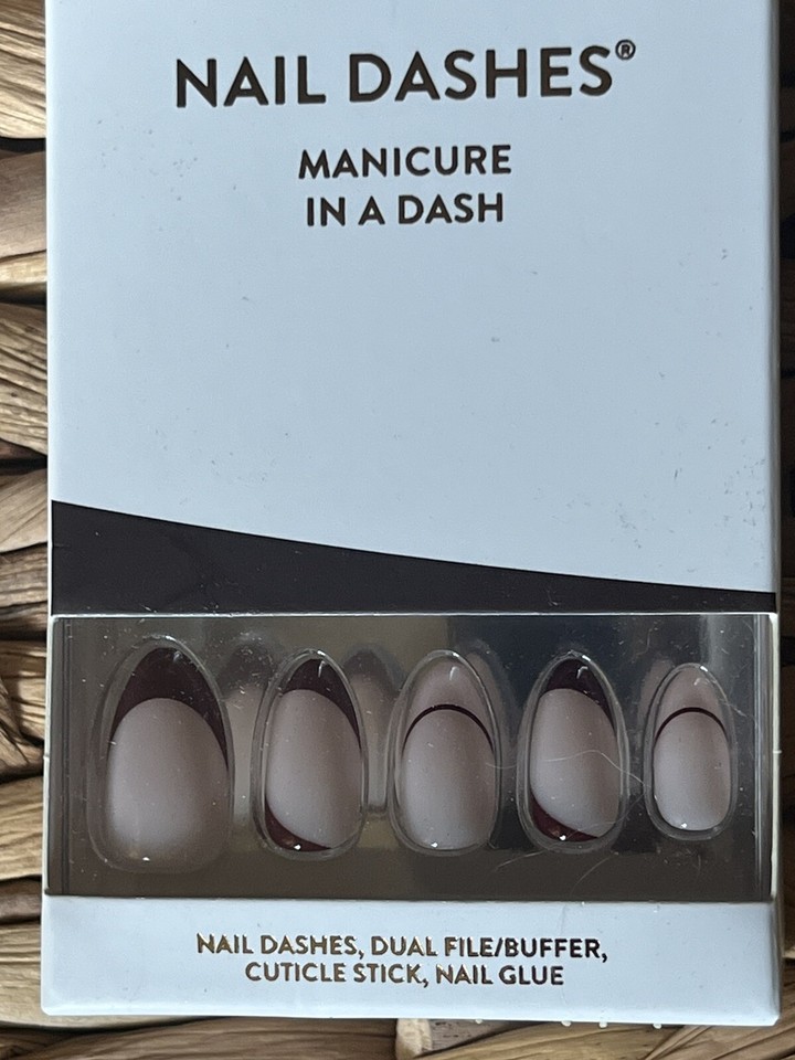 Red Aspen Reusable Nail Dashes, Pop On Medium Almond French, Nailed It ...