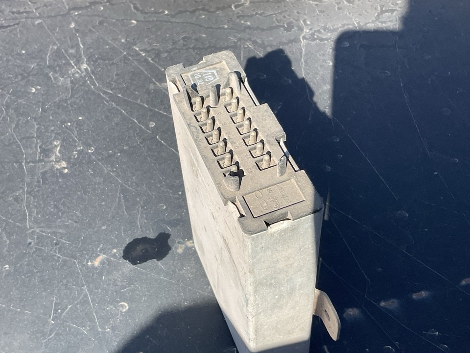 81-85 MERCEDES R107 CRUISE CONTROL MODULE 0015457632 OEM | eBay