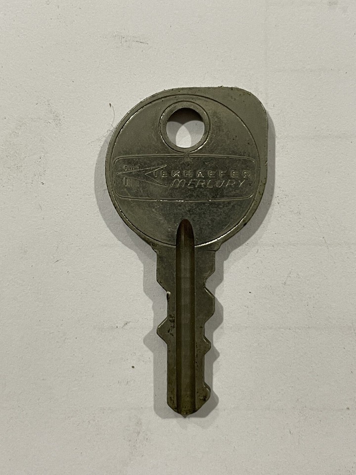 Vintage Mercury Marine outboard ignition key #117 | eBay