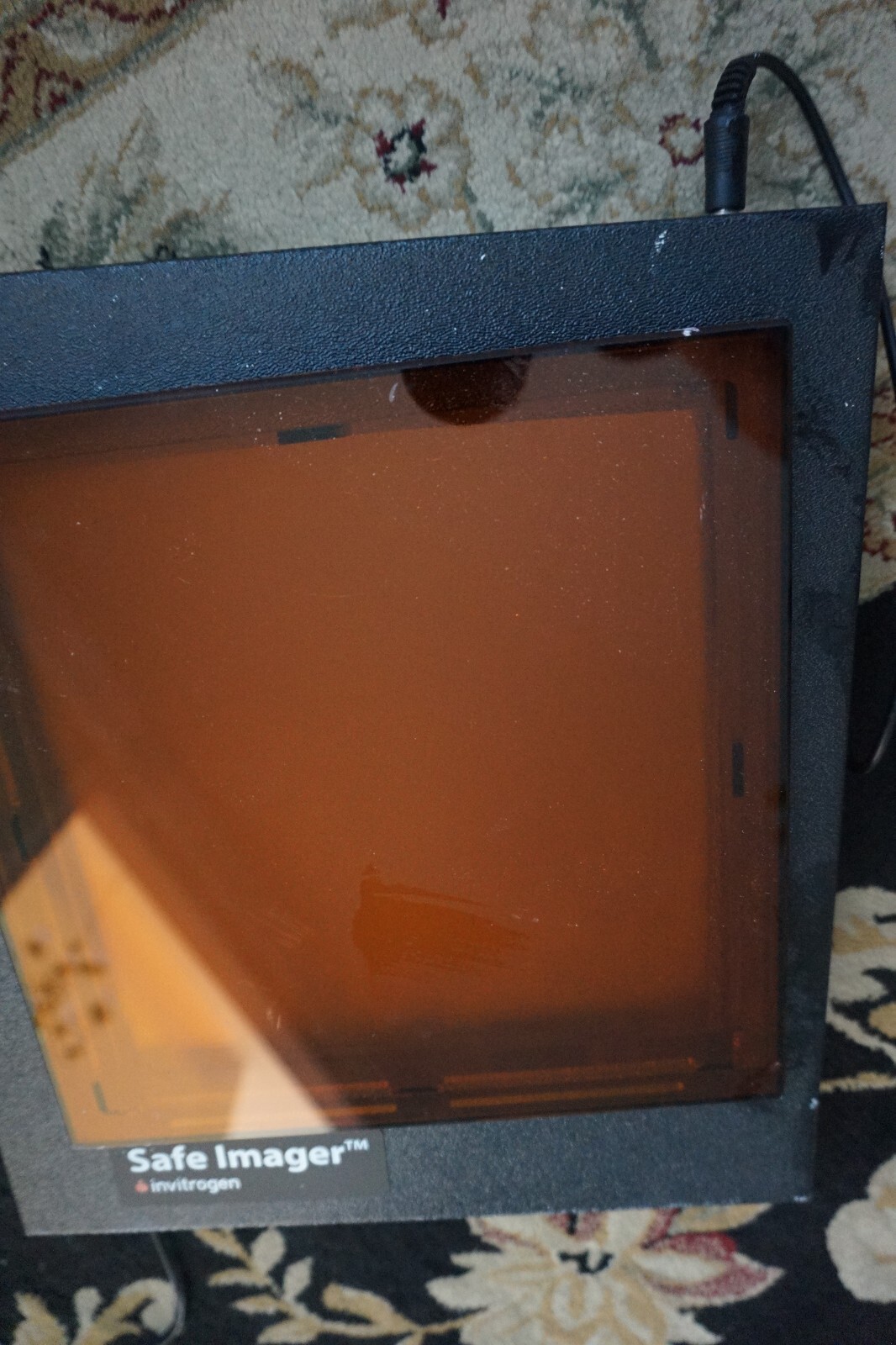 Invitrogen Safe Imager Blue-Light Transilluminator Illuminator S37102 ...