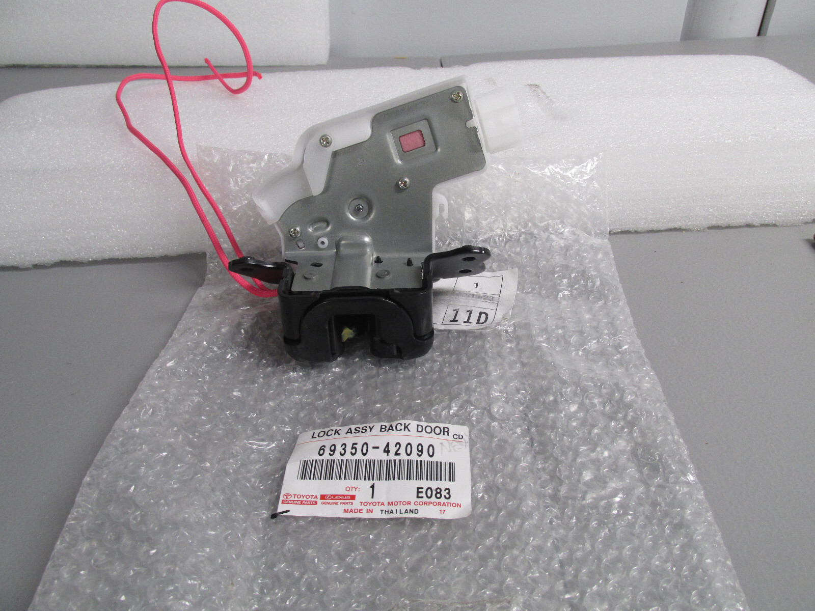 OEM 2019-23 Toyota Rav4 Rear Lock Assy Back Door 69350-42090 | eBay