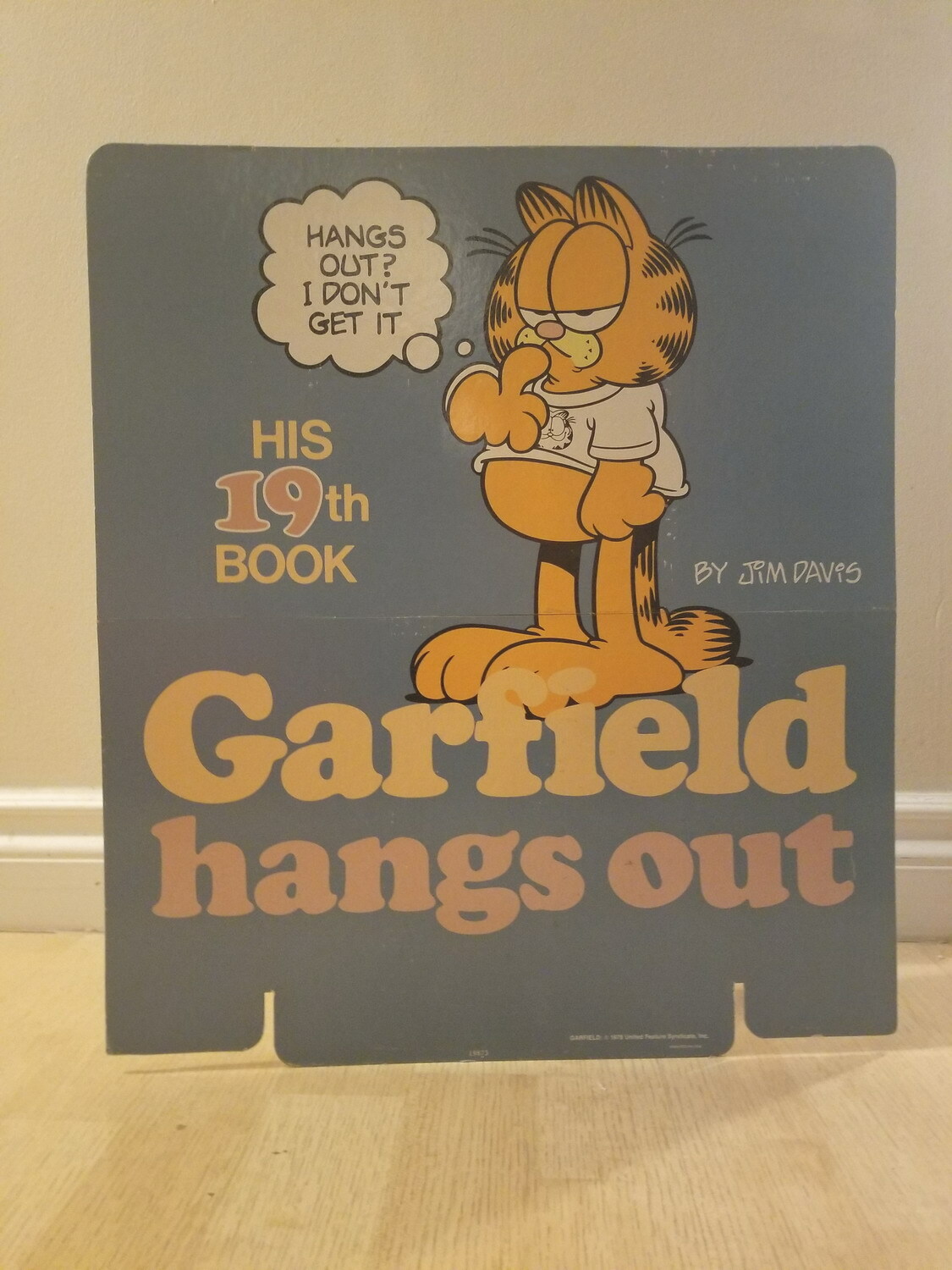 Vintage Garfield His 19th Book hangs out cardboard poster 20" x 16 ...