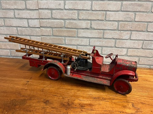 Vintage Kelmet White Aerial Ladder Fire Truck 35" Pressed Steel Toy ...