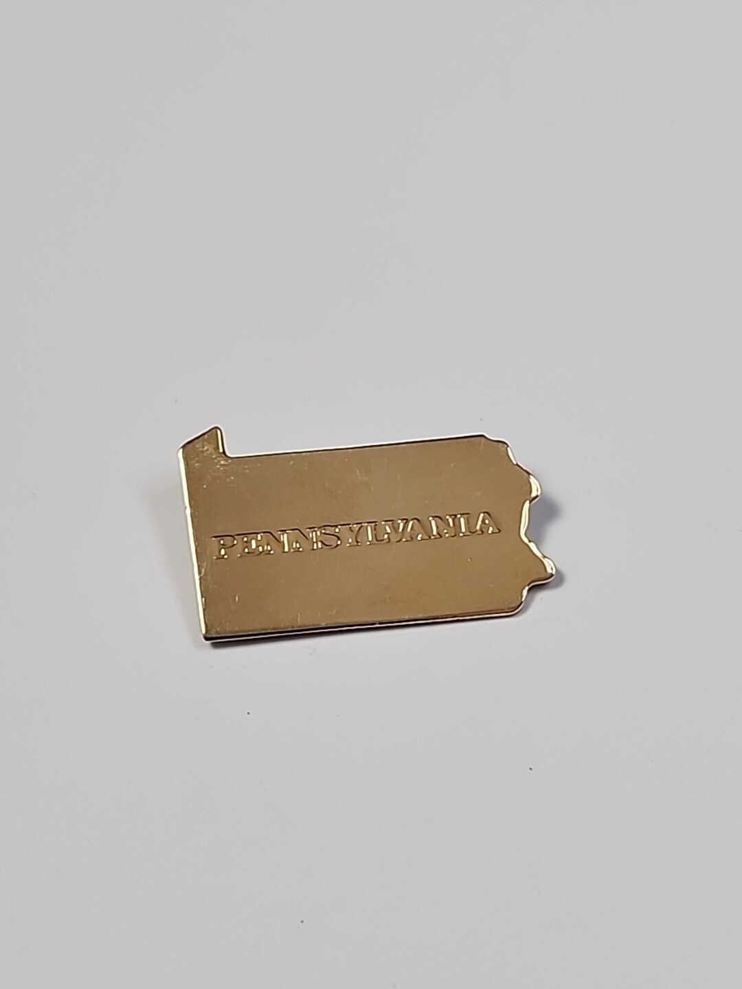 AVON State of Pennsylvania Tie Tack Lapel Pin Gold Color Metal * | eBay