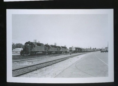 1960s SP Southern Pacific EMD SD40 Locomotive #8463 - Vintage B&W ...