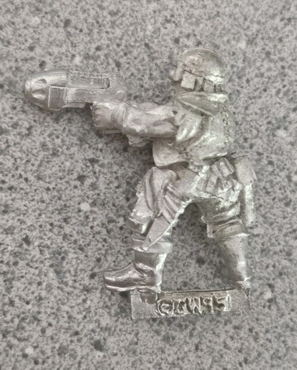 Games Workshop Warhammer 40K Necromunda Underhive Scum with Plasma ...