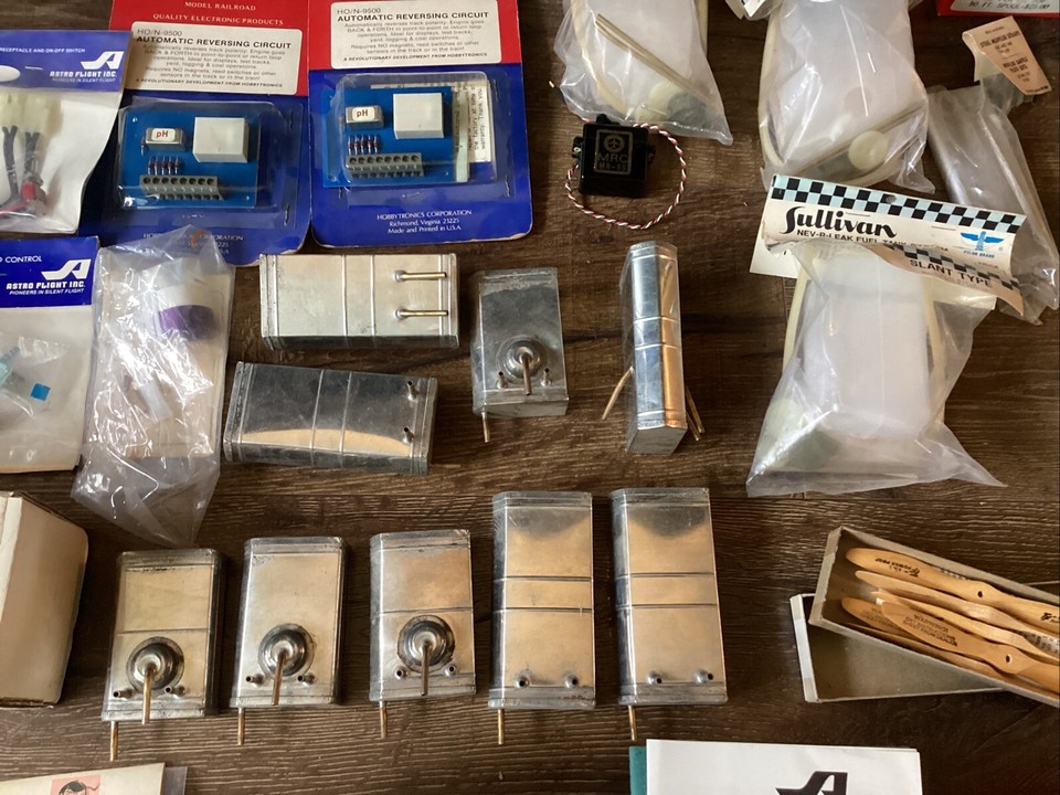 NOS R/C Airplane Parts Lot Astro Flight Motors Wheels Propellers Fuel ...