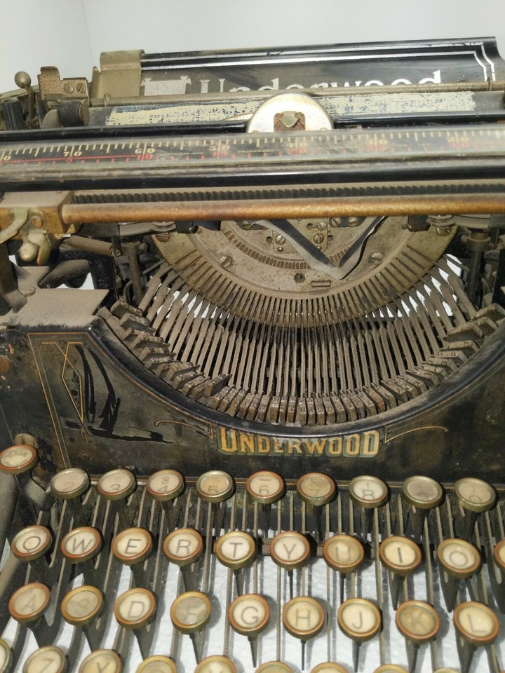 Antique UNDERWOOD No. 5 Standard TYPEWRITER, Round White Keys | eBay