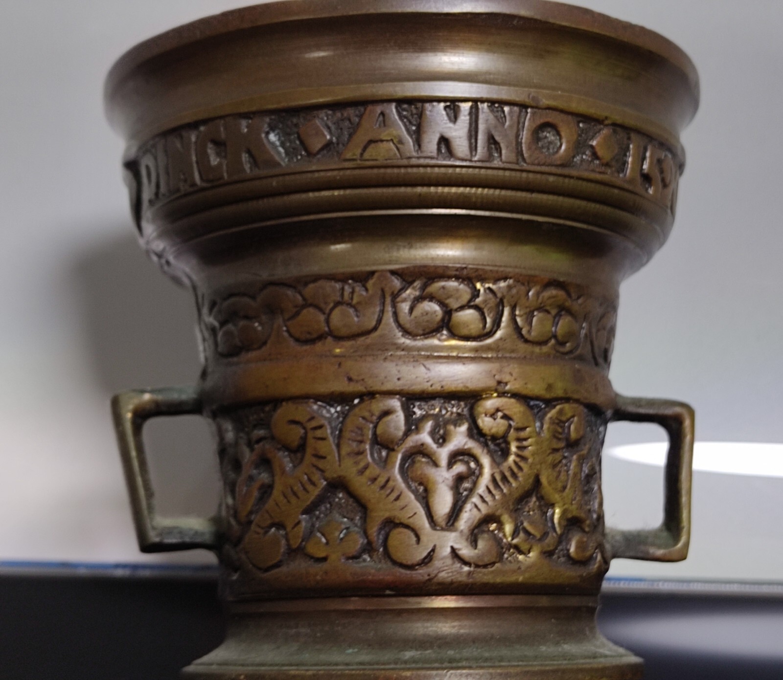 Antique Bronze Mortar and Pestle Dutch "Leefte Verwint Al Dinck Anno ...