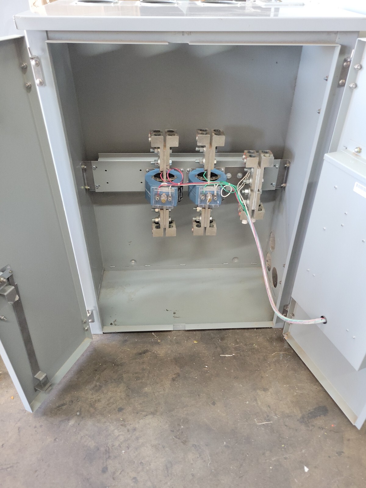 Durham Company 1600 amp Pre-Wired Transocket CAT# 1005014B | eBay