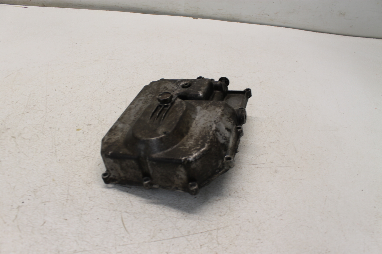 94 SUZUKI KATANA 600 GSX600F ENGINE MOTOR BOTTOM OIL PAN COVER 11511 ...