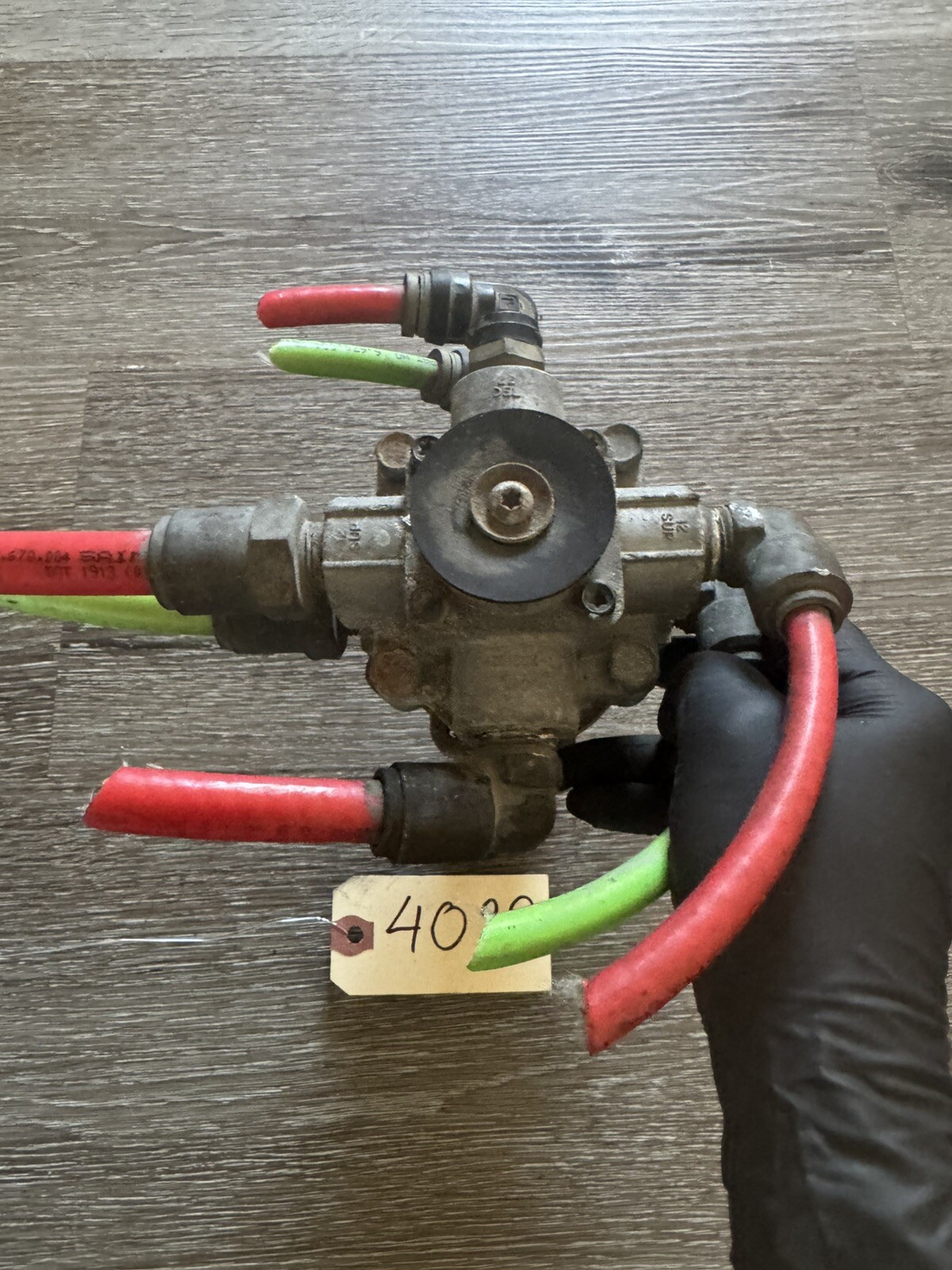 Bendix T-290181-G T-290182-D Brake Air Valve P/N: T-290181-G T-290182-D ...