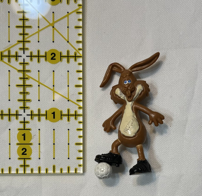 Vintage Nesquik Nestle Bunny Rabbit Mini Plastic PVC Gumball Figure 80s ...