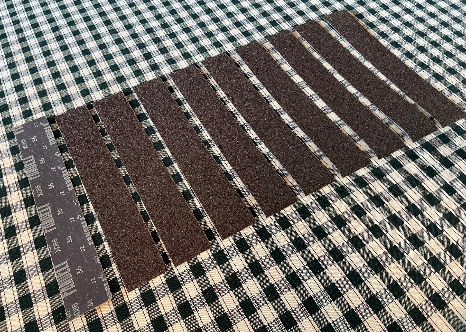 FANDELI Sandpaper X088 036 Body File sheets #36 Grit 2.75" x 17.5" Non ...