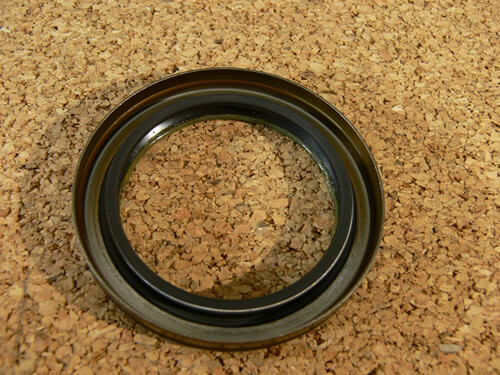 LAND ROVER FRONT DRIVESHAFT SEAL LR2 RANGE ROVER EVOQUE DISCOVERY SPORT ...