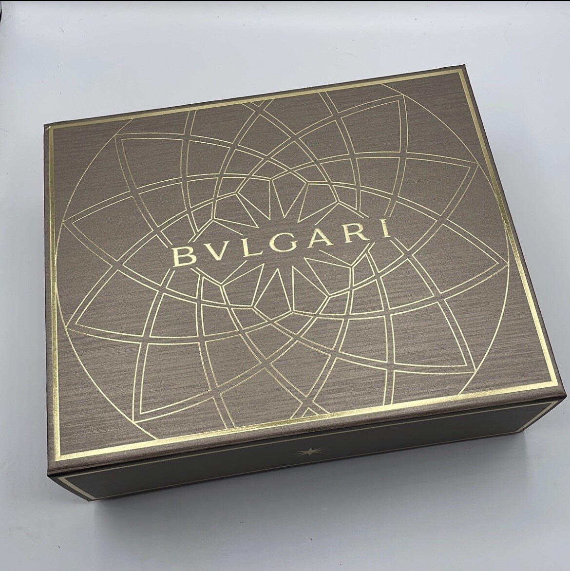 BVLGARI LIMITED EDITION GIFT BOX L 10in H 8in W 3in- NEW IN PACKING | eBay