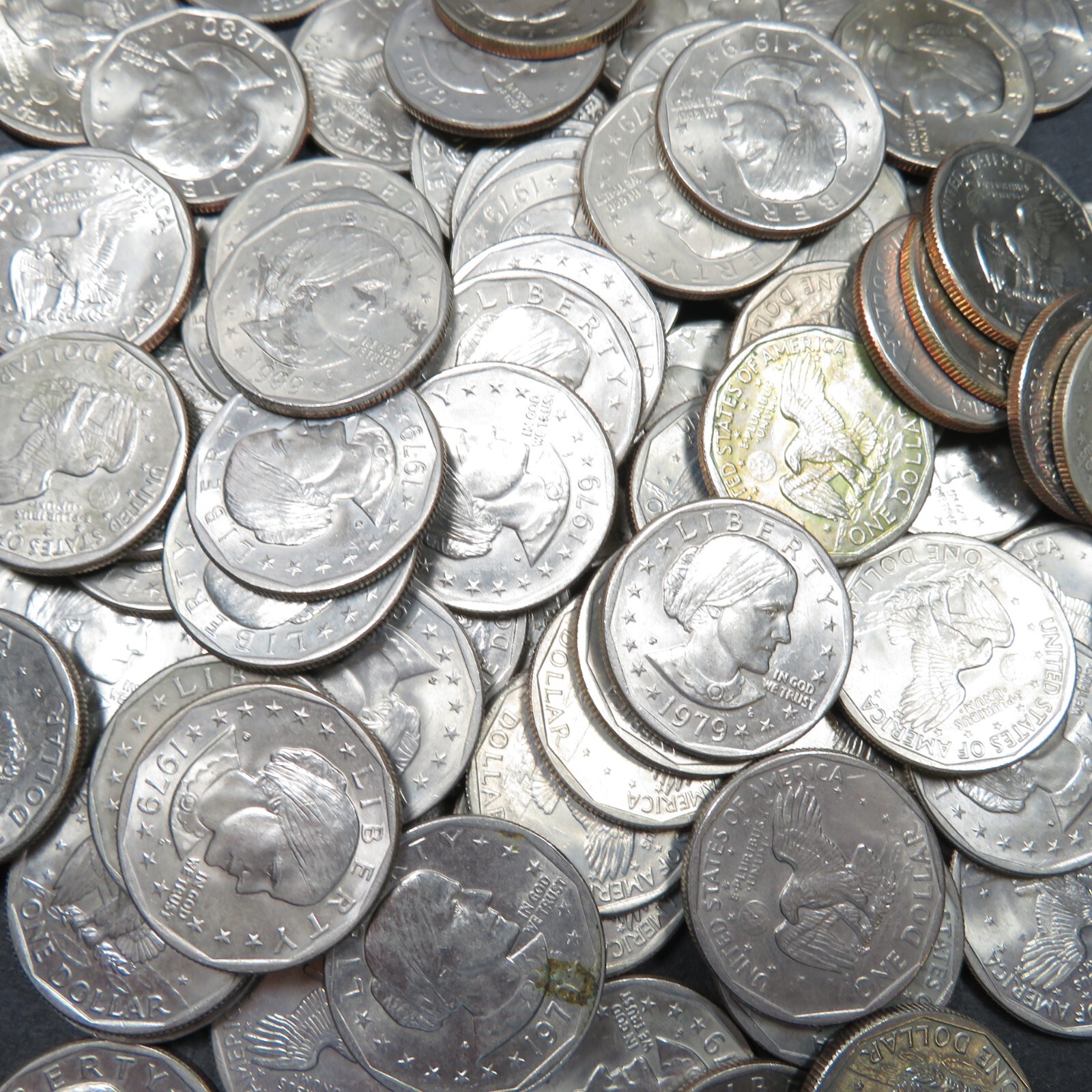 x100 SBA Susan B. Anthony - $100 FACE of $1 Dollar - US Coin Roll Lot ...