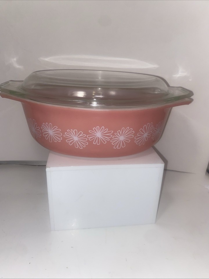 Pyrex Pink Daisy 043 1 1/2 Qt Oval Casserole w/ Lid Vintage | eBay