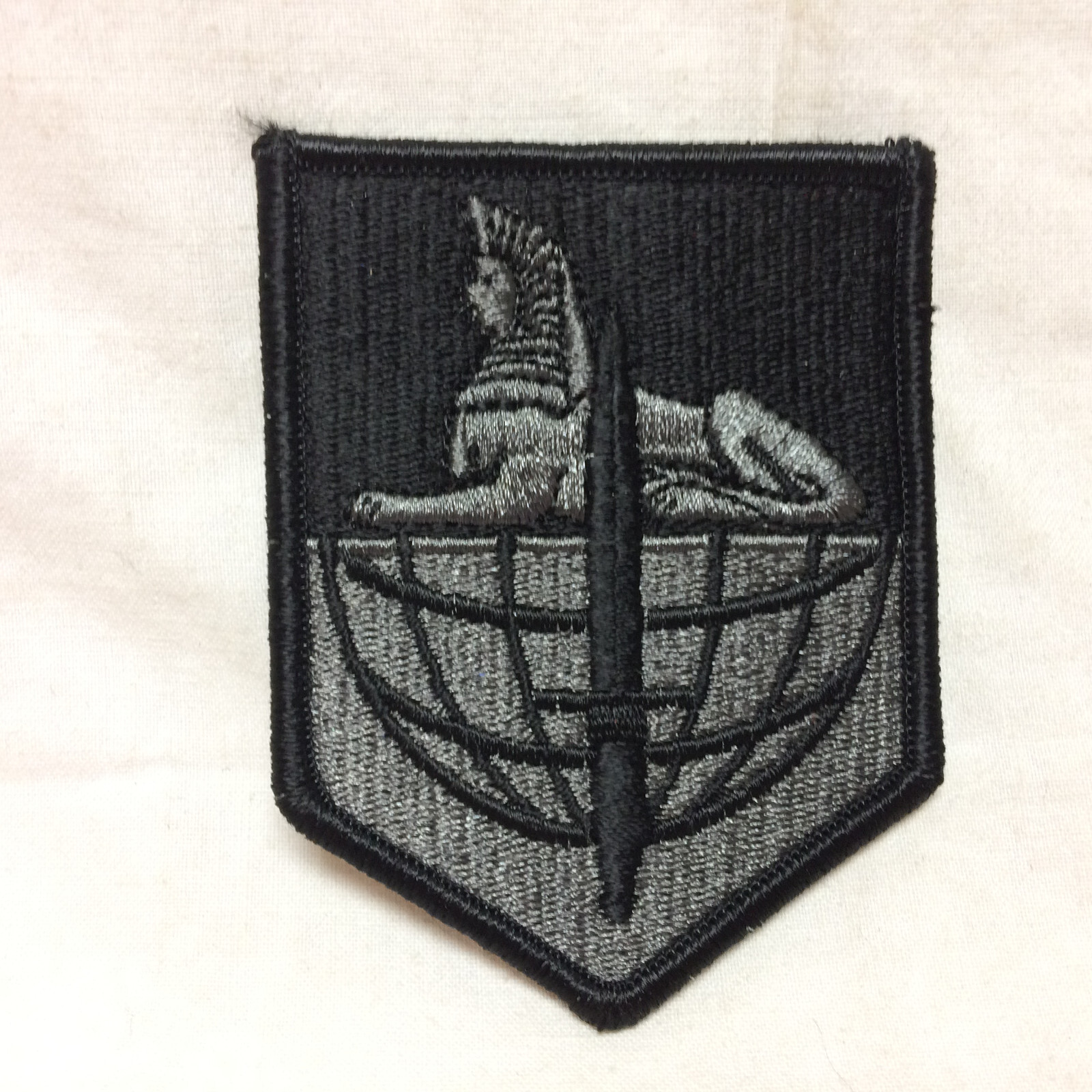 Military Patch Badge Army 902nd Intelligence Group ACU Hook Loop Back ...