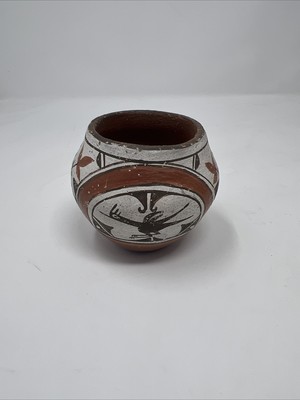 Native American Zia Pueblo Pottery Roadrunner Design - Artist - Julia ...
