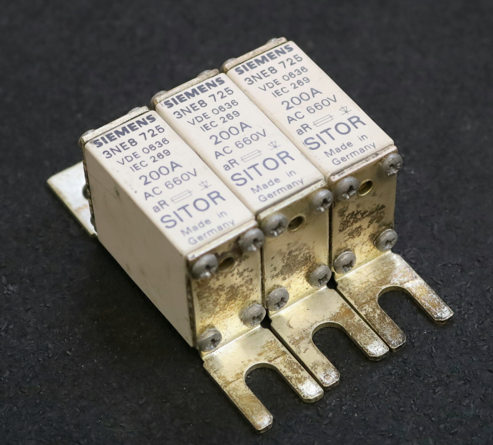 SIEMENS SITOR 3x Sicherungseinsatz fuse-link 3NE8 725 200A 660VAC aR | eBay