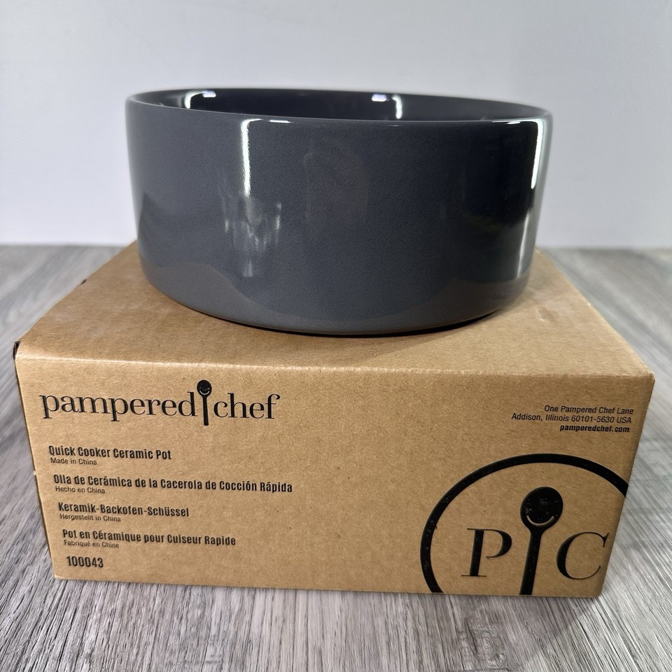 Pampered Chef Ceramic Pot With Vented Silicone Lid #100043 For Quick ...