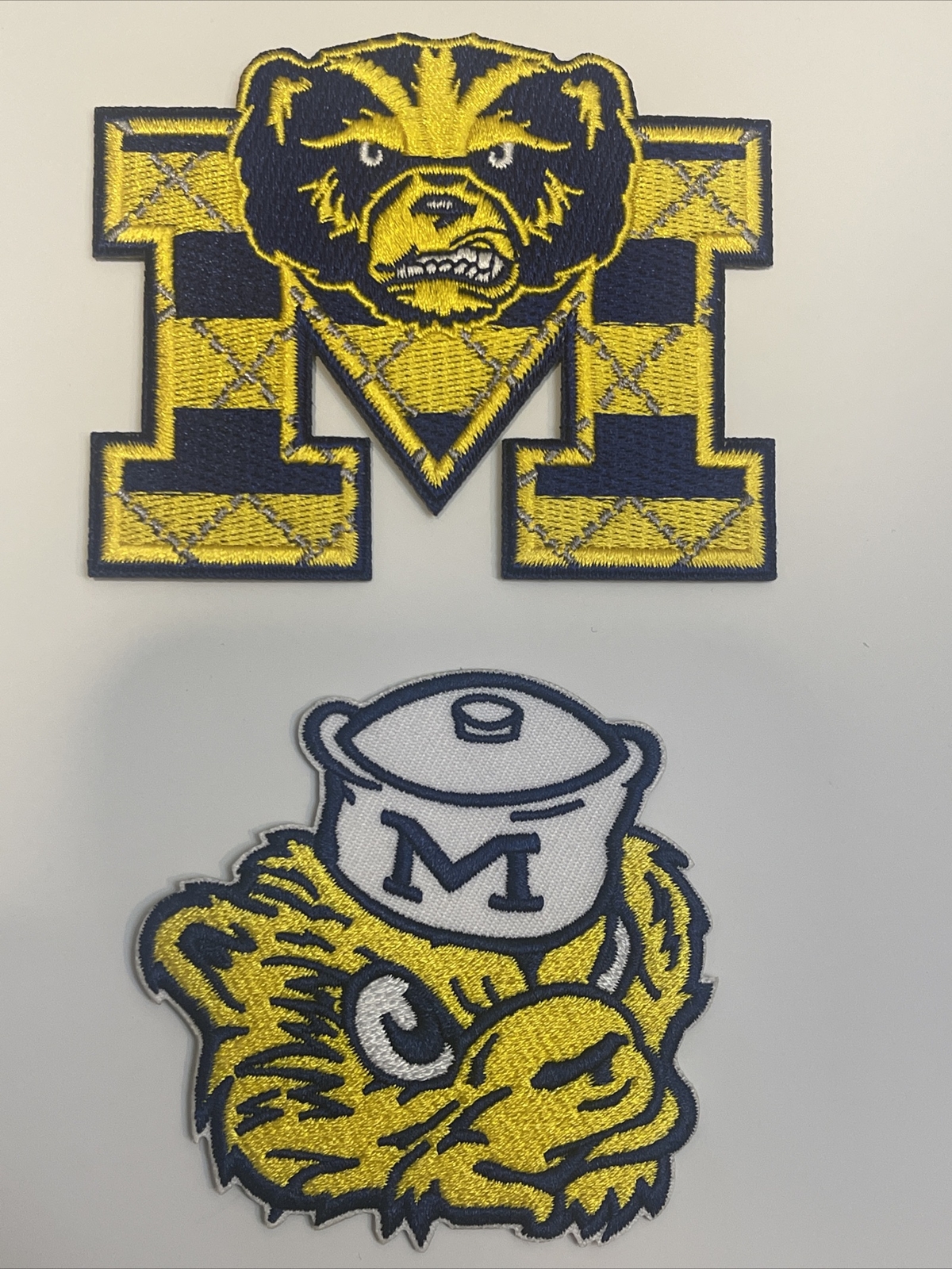 (2) University Of Michigan Wolverines Embroidered Iron On Patches Patch ...