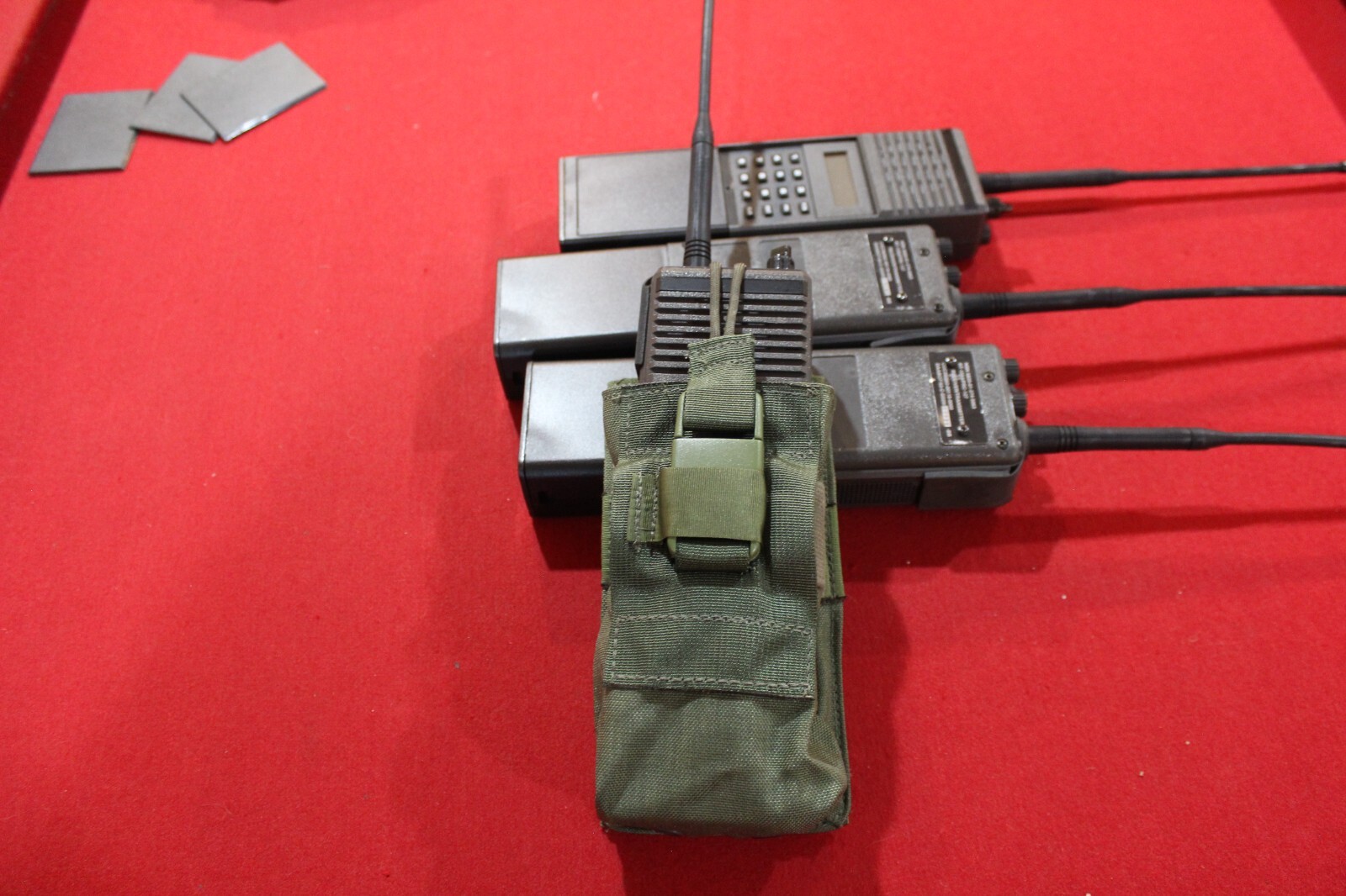 4 MILITARY SURPLUS PRC 127 RADIO RECEIVER TRANSMITTER WALKIE TALKIE ...