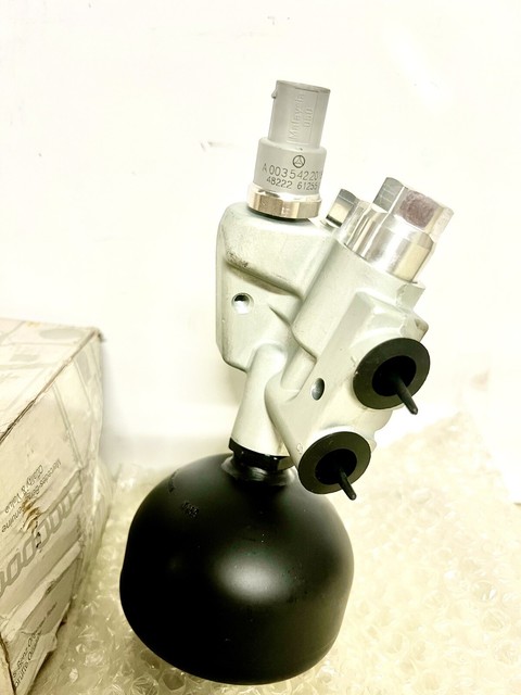 Mercedes-Benz Pressure Relief Valve ABC Hydraulic Suspension 2203200858 ...