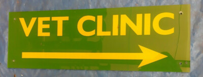 VET CLINIC Safe Condition Sign High Gloss Plastic Rigid Safety Placard ...