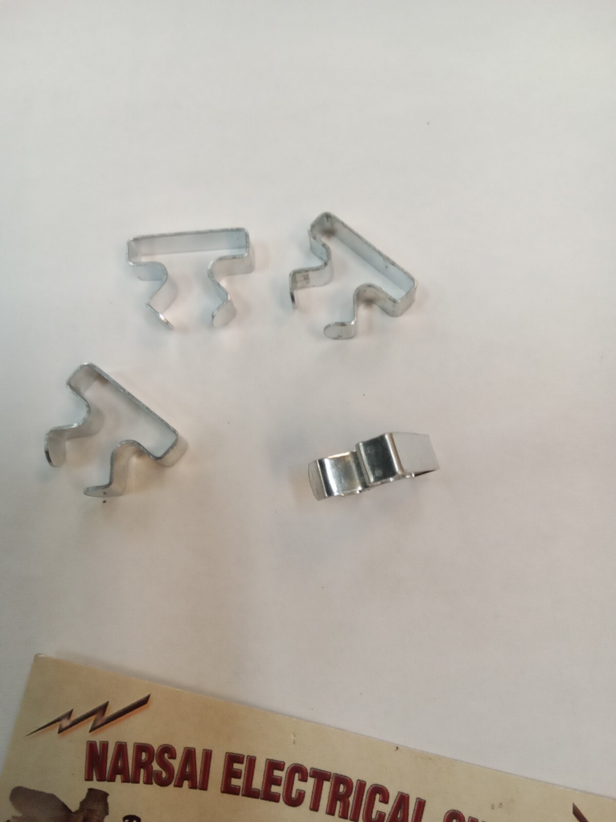 LOT OF 4) LIGHTING FIXTURE COVER CLIPS SNAP IN (12C3 | eBay