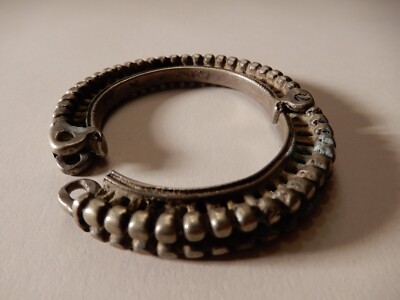 BRACELET ANTIQUE NO LOCKING PIN | eBay