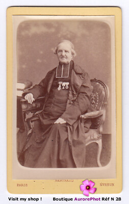RELIGIEUX MÉDAILLÉ EN POSE, ECCLÉSIASTIQUE, CDV BERTHAUD à PARIS ...