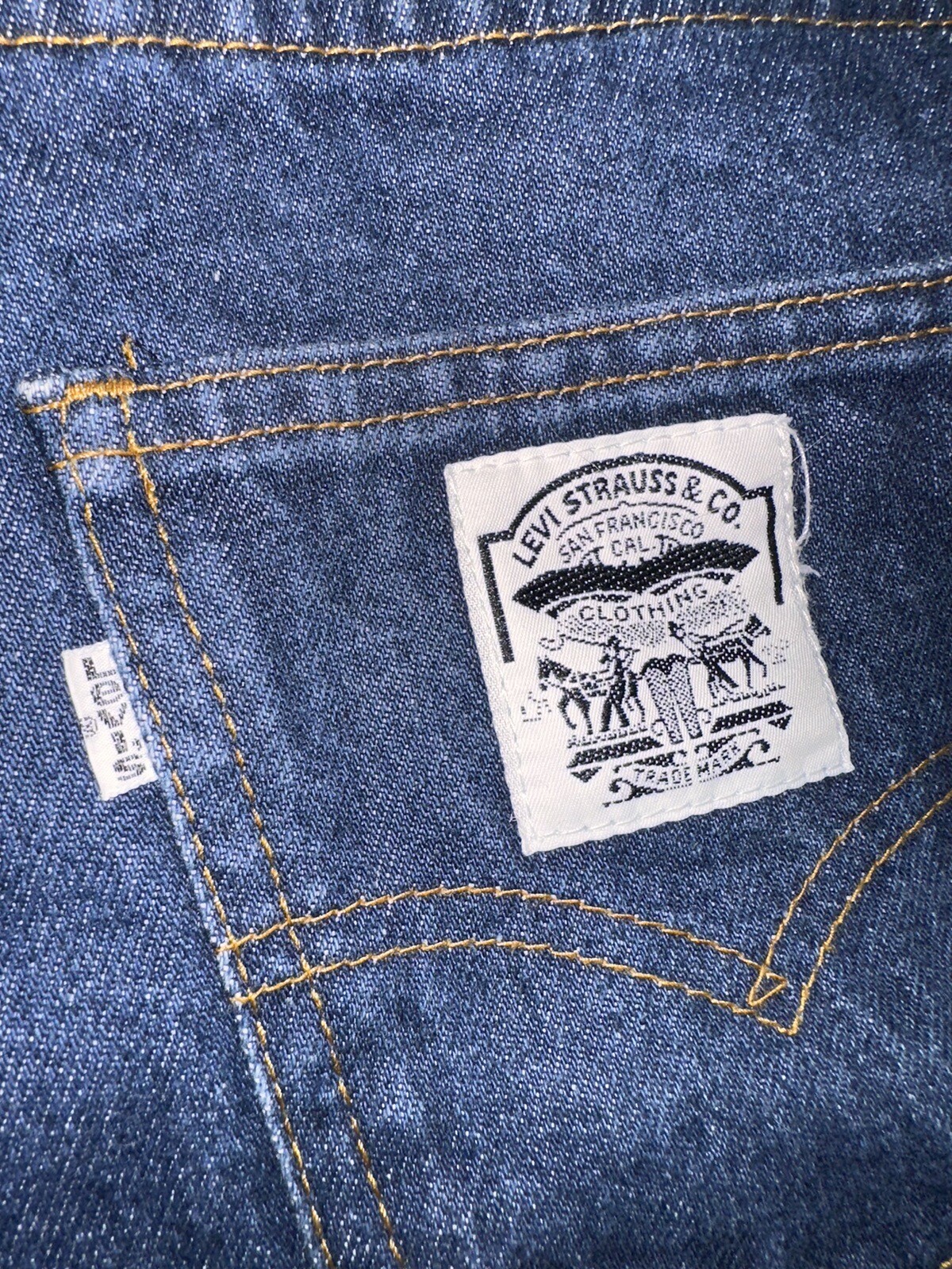 Vintage 1970s White Tab Two Horse Patch Levis 28 | eBay