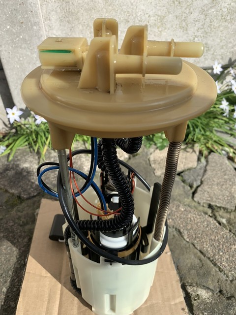 MERCEDES SPRINTER W906 2.2 CDI Fuel Pump in Tank Bosch A9064703094 ...