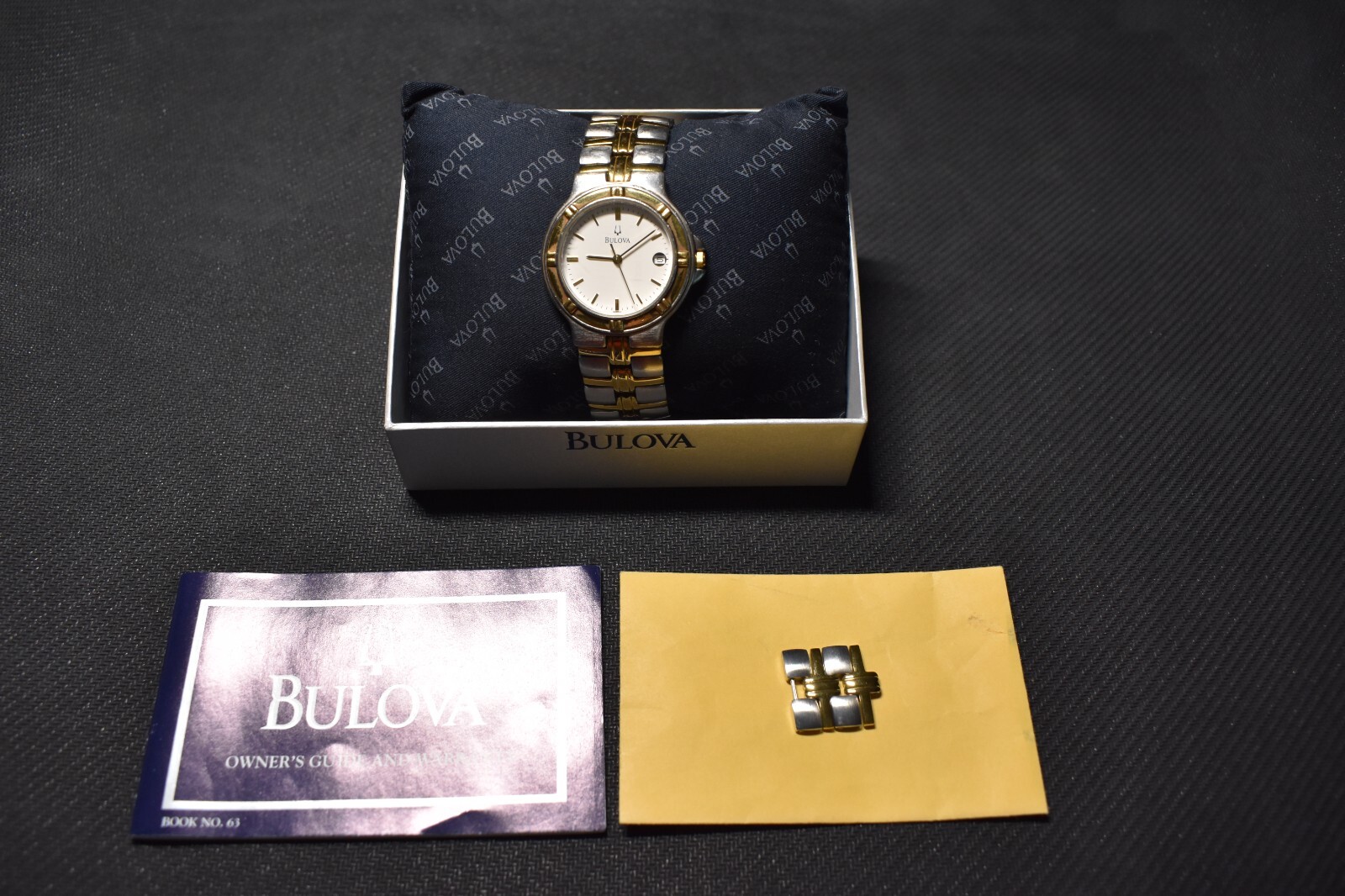 Vintage Men Bulova 98B52 A3 Quartz Wrist Watch - Gem