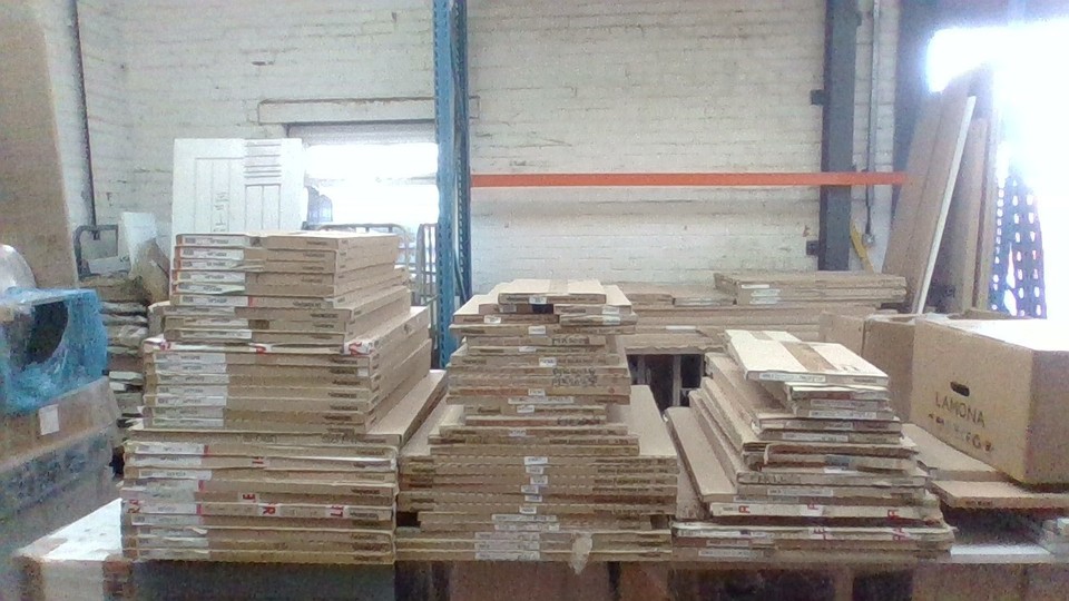 Howdens Kitchen UNITS & DOORS TO CLEAR BY 30/01/26 Collection ONLY ...