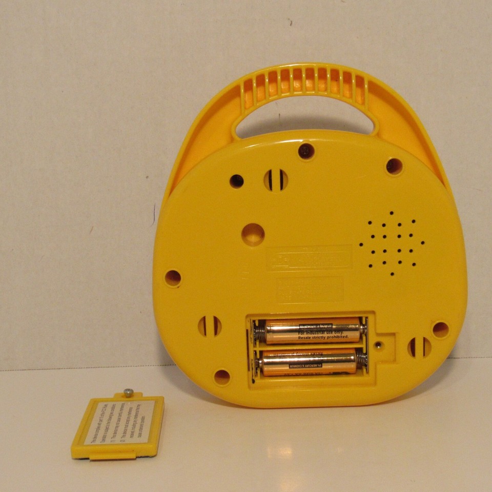 1998 Hasbro PLAYSKOOL TWIRLIN' TUNES CD PLAYER Musical Toy 16 Songs ...