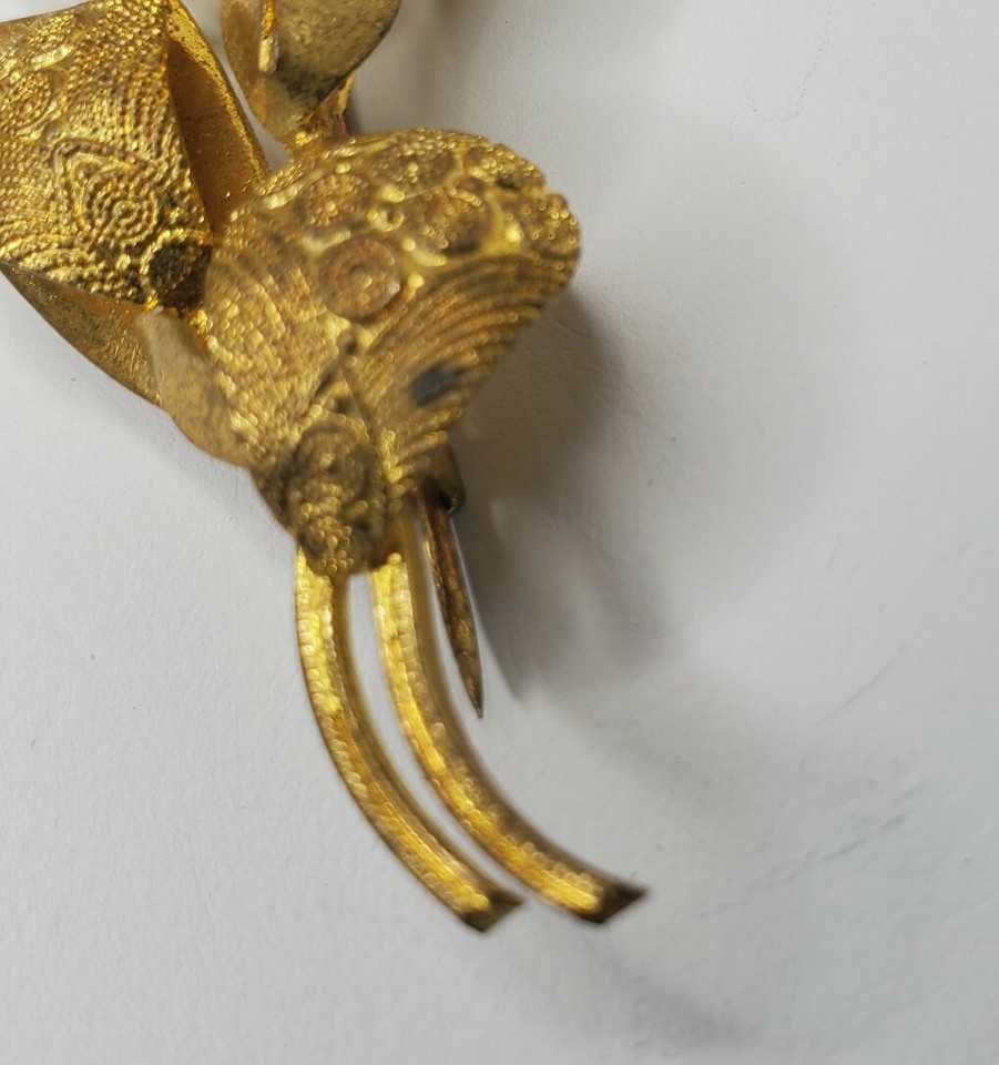 Vintage Early Gold Tone Flower Brooch C Catch Art Deco Style Pin Blue ...