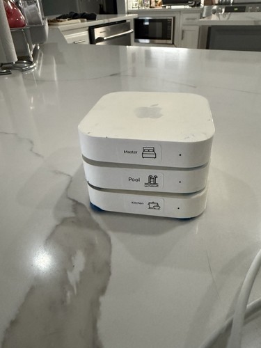 Lot of 3 Apple AirPort Express Base Stations A1392 (2nd Gen) Airplay 2 ...