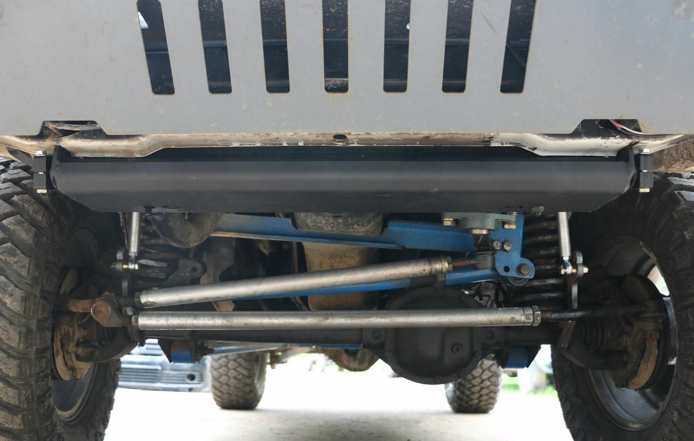 Jeep Grand Cherokee ZJ 5.2L/5.9L V8 Heavy Duty Radiator Support ...